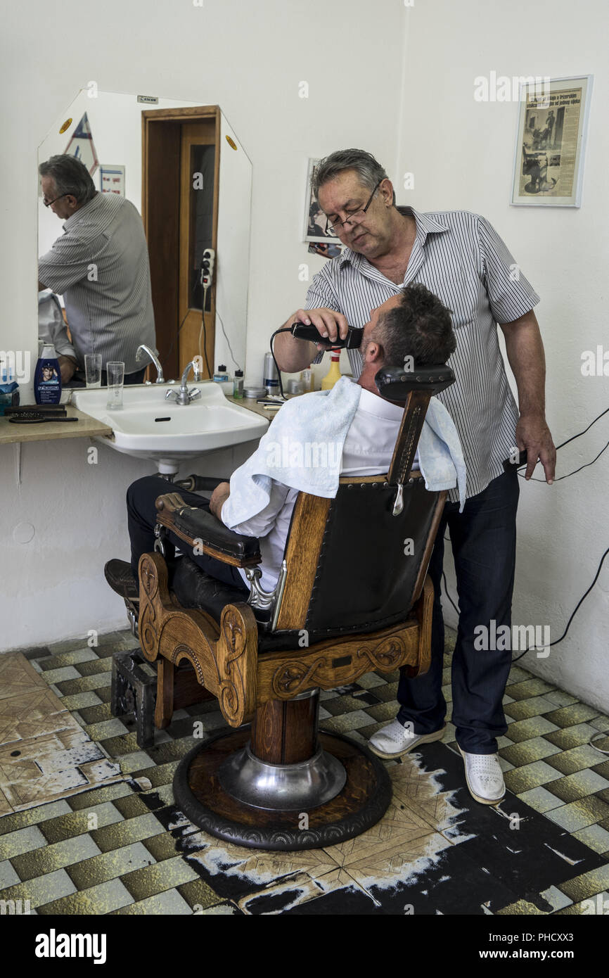 Muslim barber shop hi-res stock photography and images - Alamy