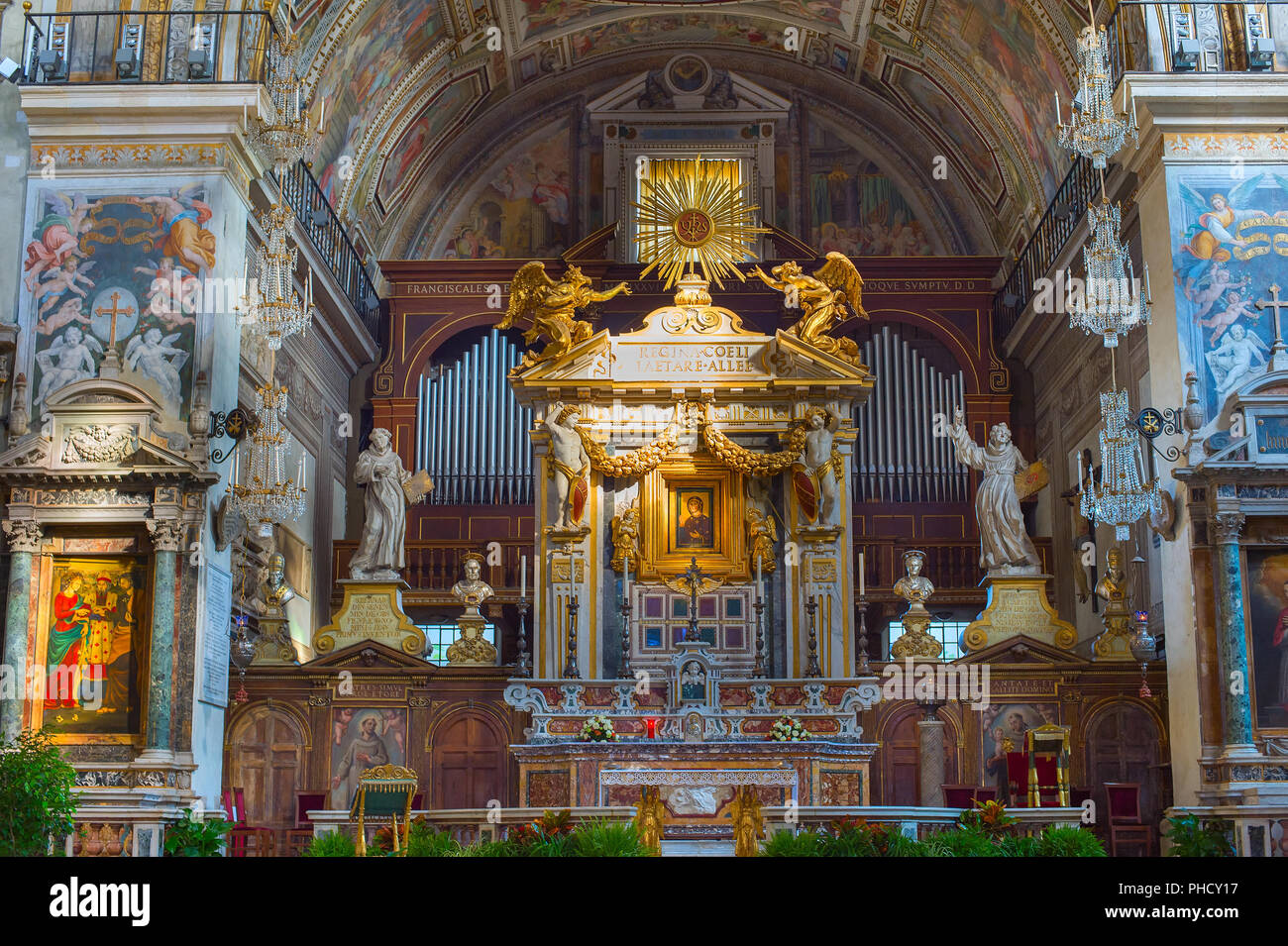 Altar of church. Rome, Italy Stock Photo - Alamy