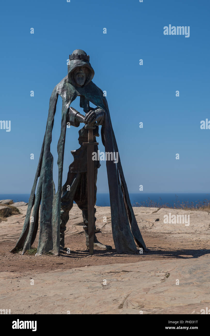 Tintagel statue hi-res stock photography and images - Alamy