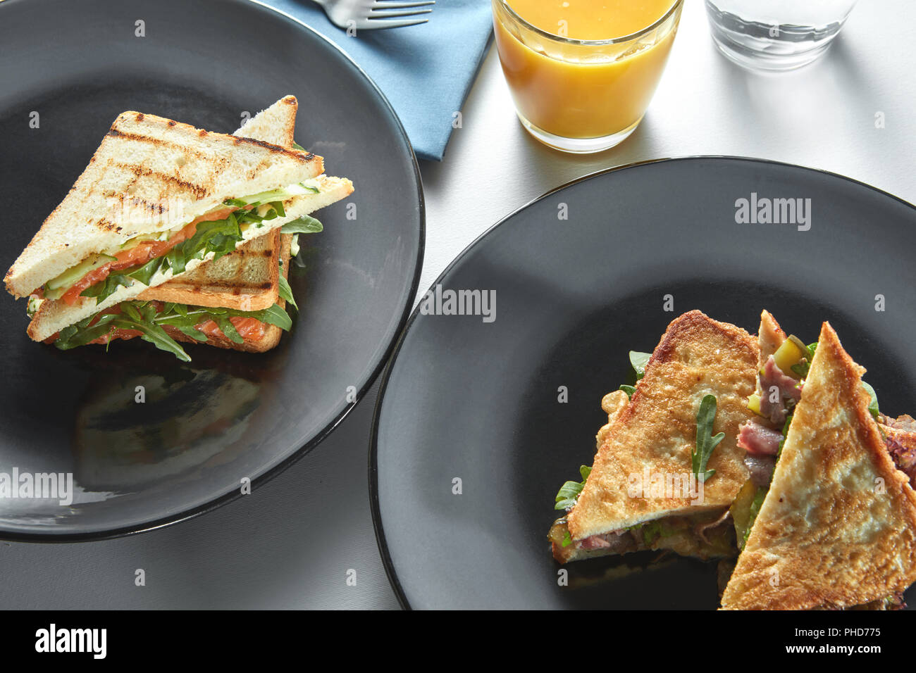 Two plates with food hi-res stock photography and images - Alamy