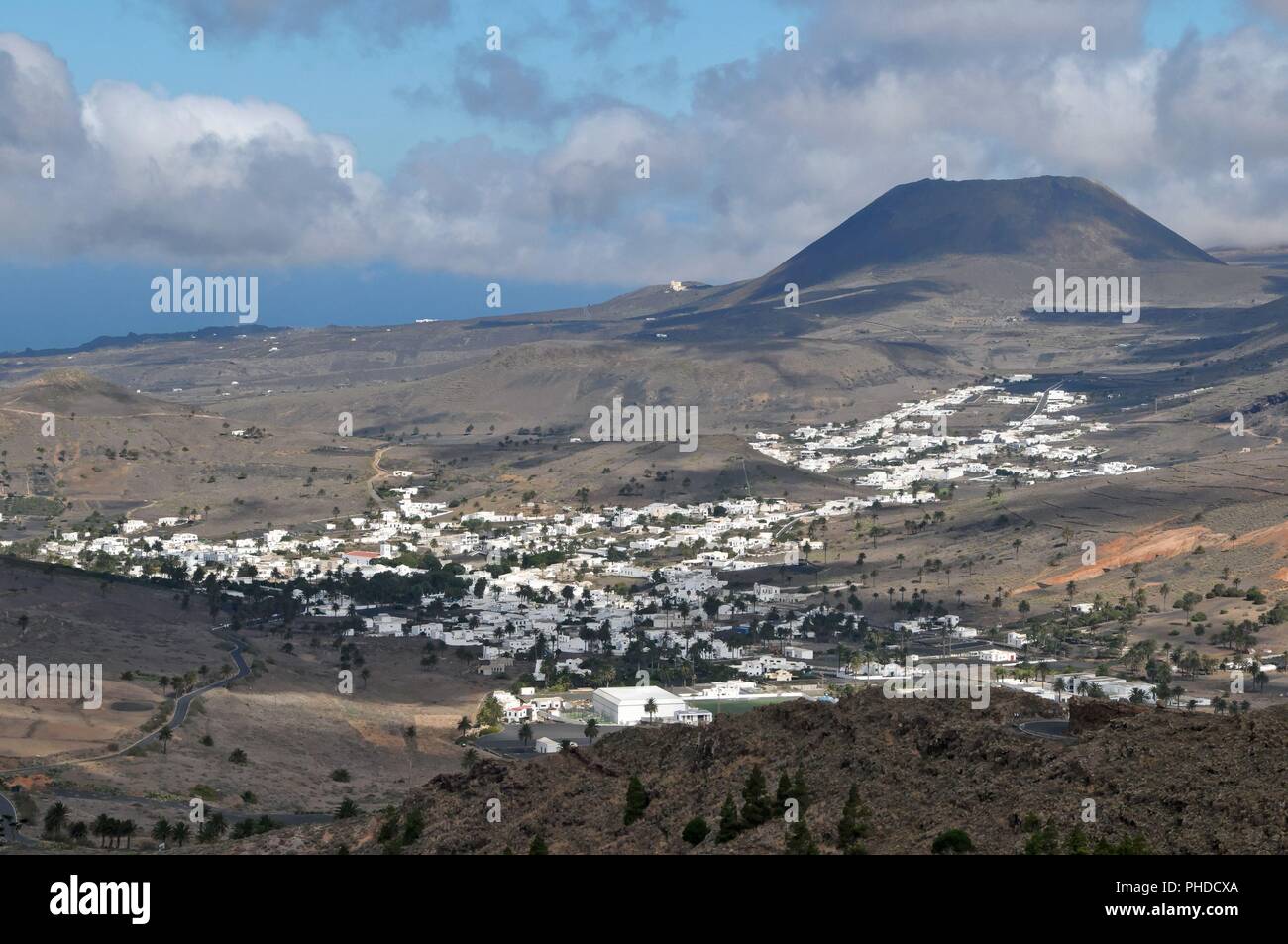 Small village in the desert hi-res stock photography and images - Alamy