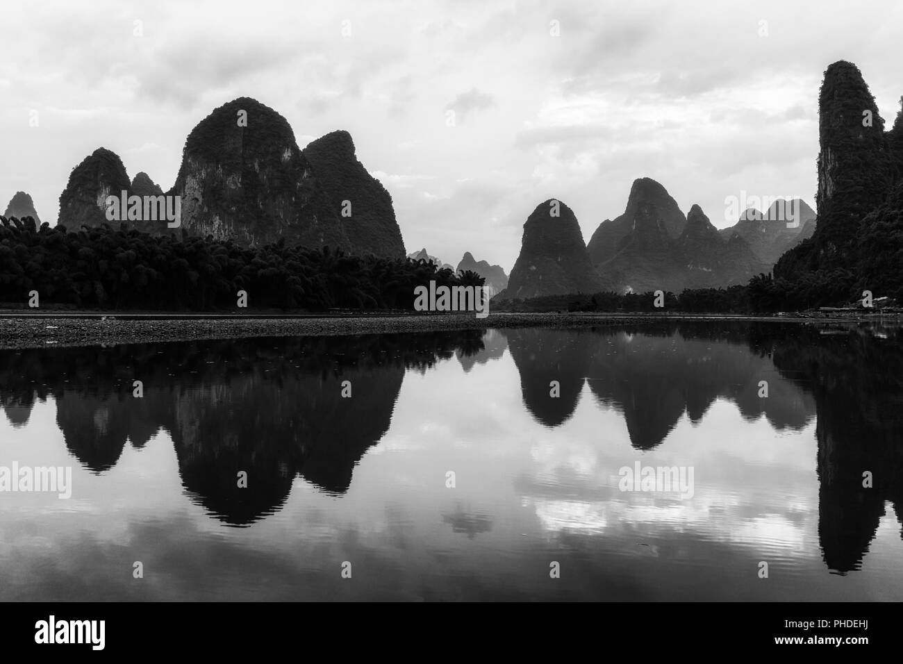 20 yuan note Black and White Stock Photos & Images - Alamy