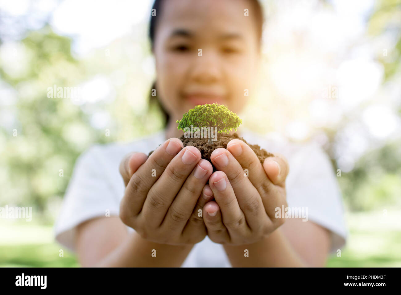 World environment day and save environment concept, volunteer women ...