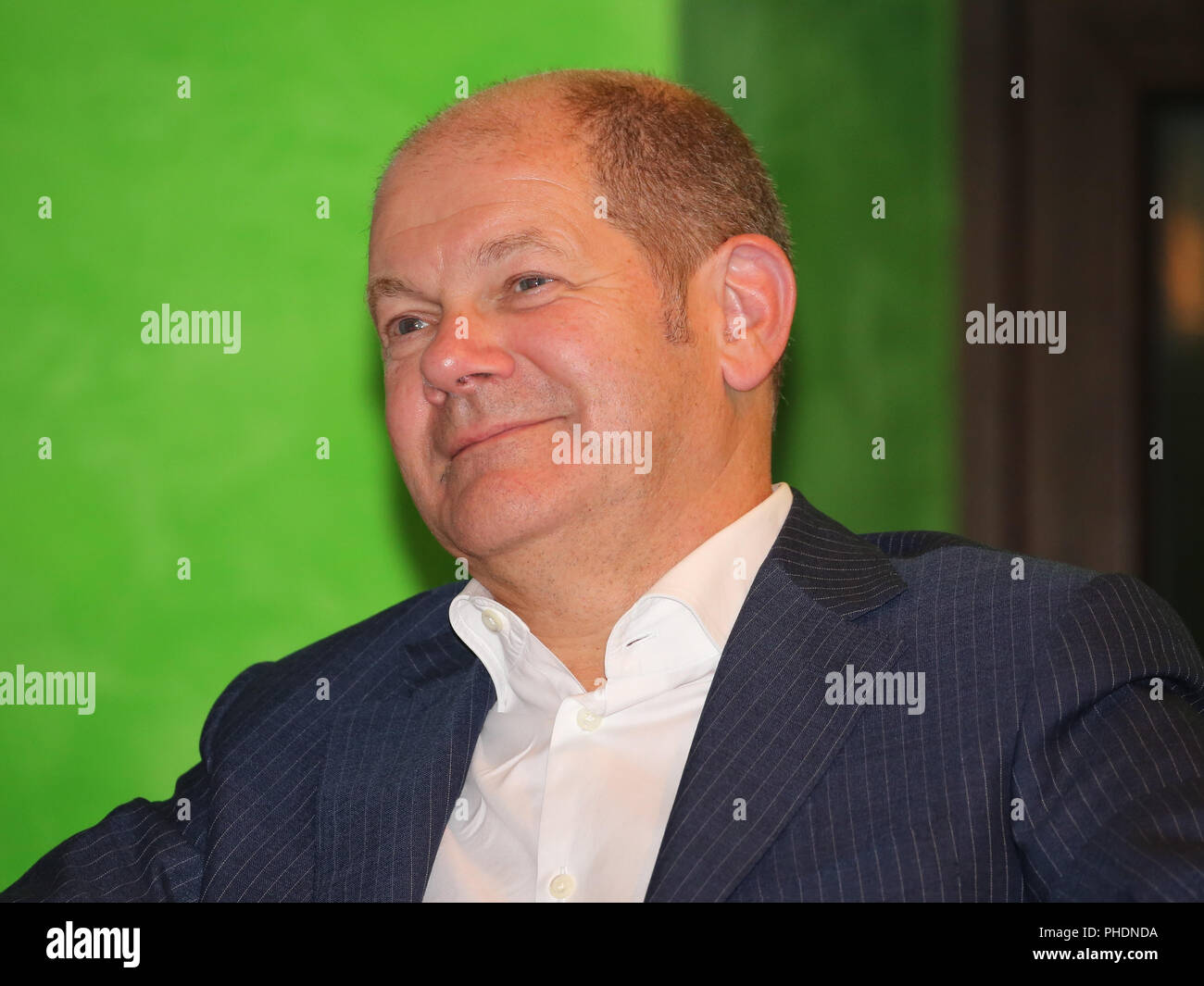 Scholz olaf hi-res stock photography and images - Alamy