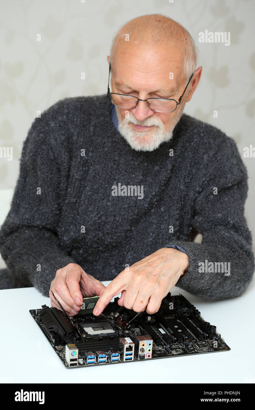 Plug cpu hi-res stock photography and images - Alamy