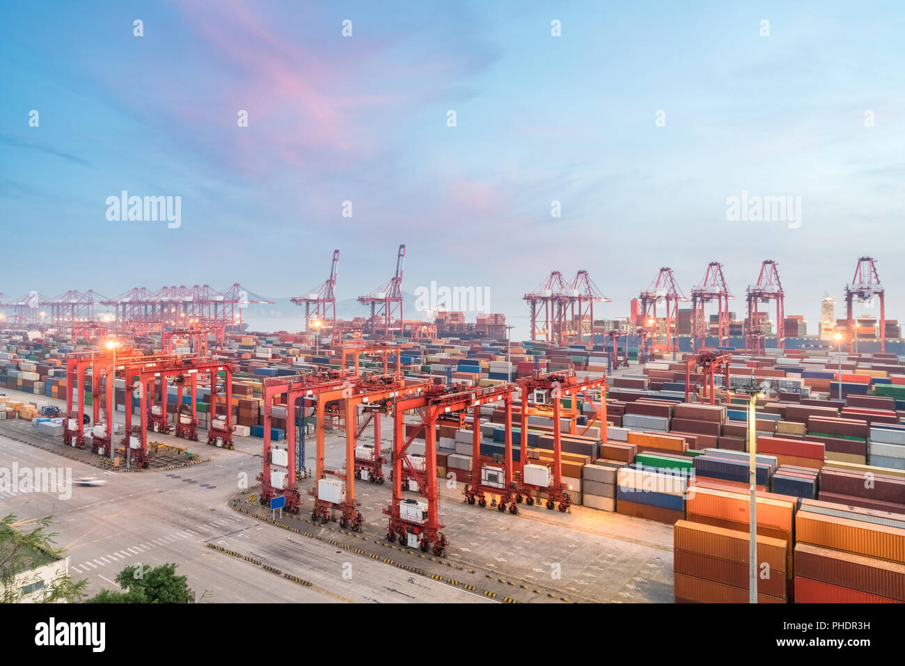 Truck in container terminal hi-res stock photography and images - Alamy
