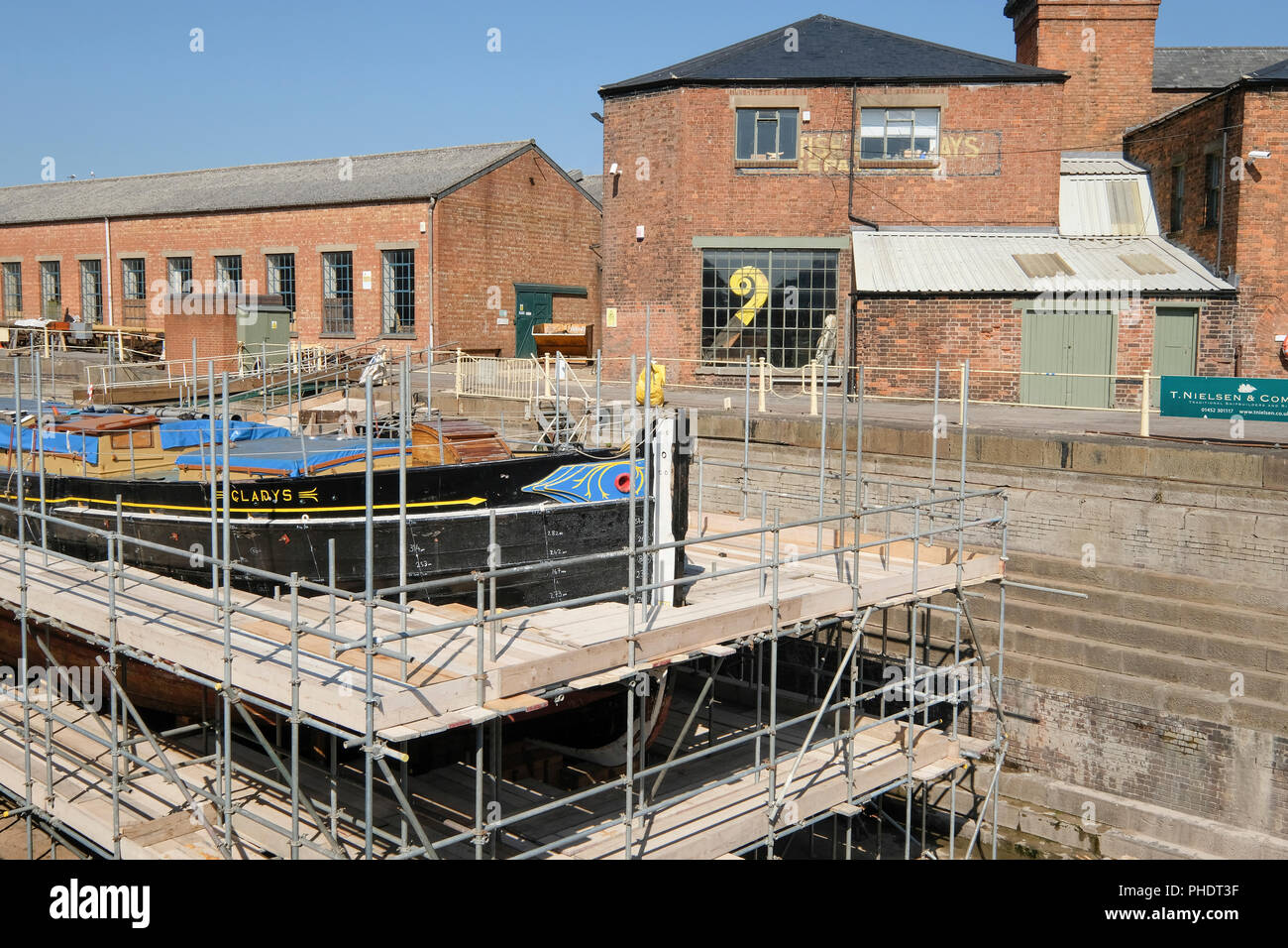 Thames spritsail barge Gladys in dry doack at Gloucester for ...