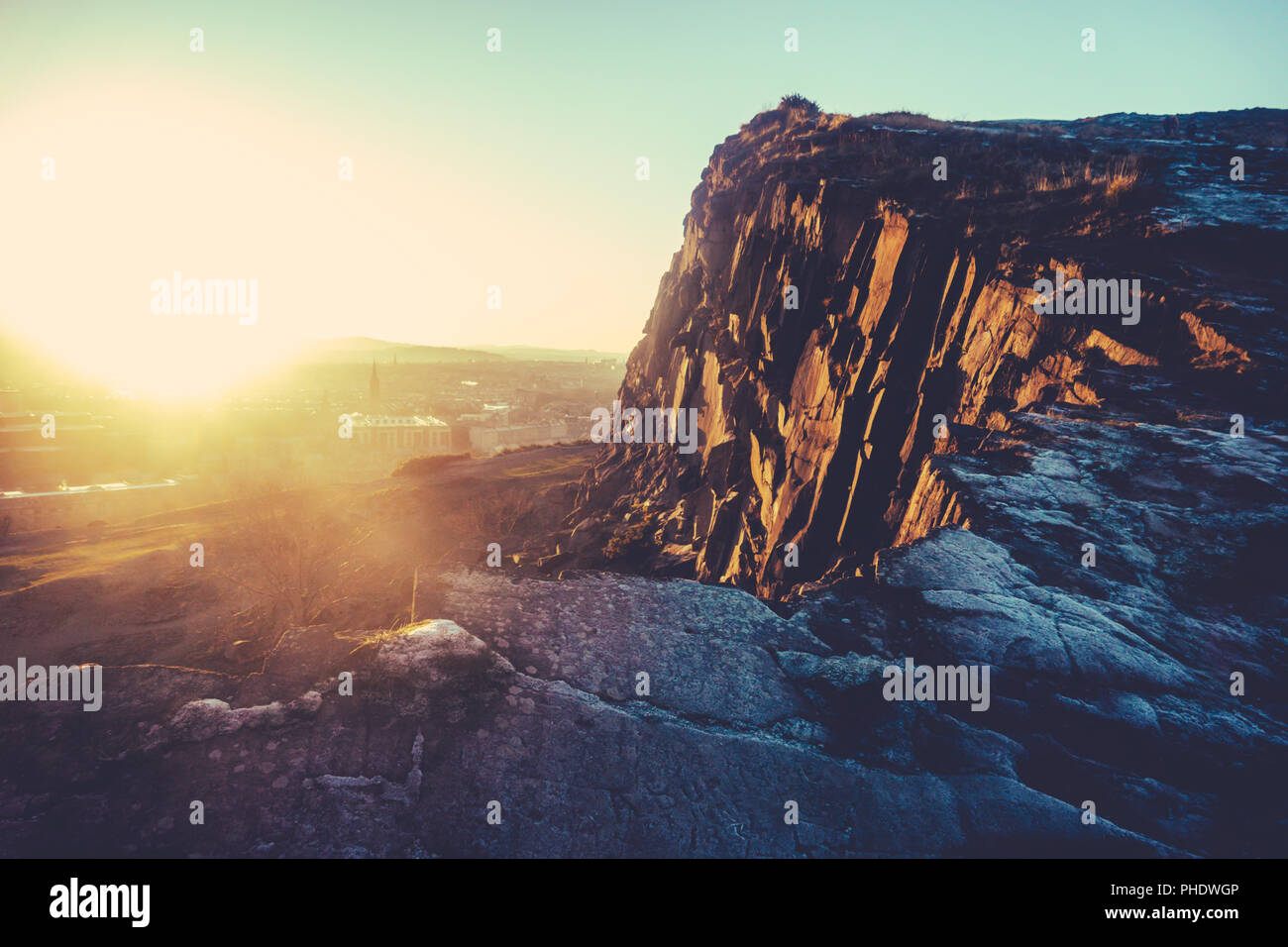 Edinburgh sunset landscape hi-res stock photography and images - Alamy