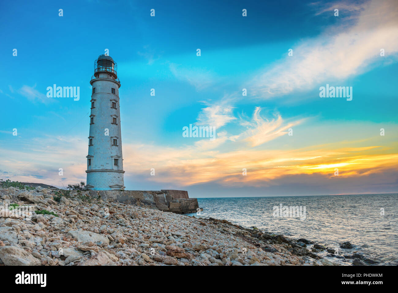 Lighthouse storm night hi-res stock photography and images - Alamy