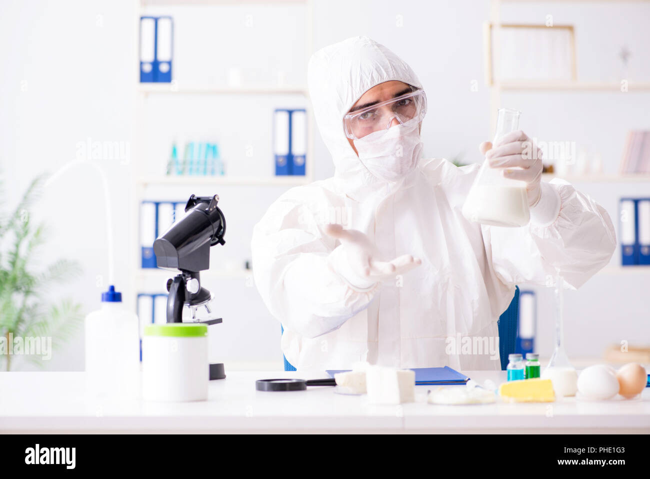 Food scientist testing new stuff in the lab Stock Photo - Alamy