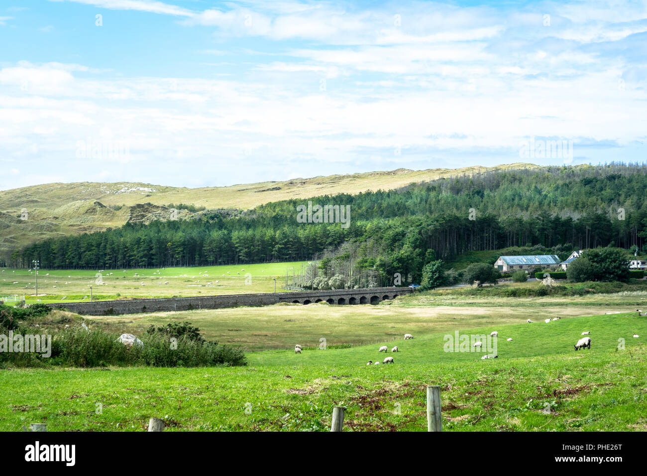 Rural bridge hi-res stock photography and images - Alamy