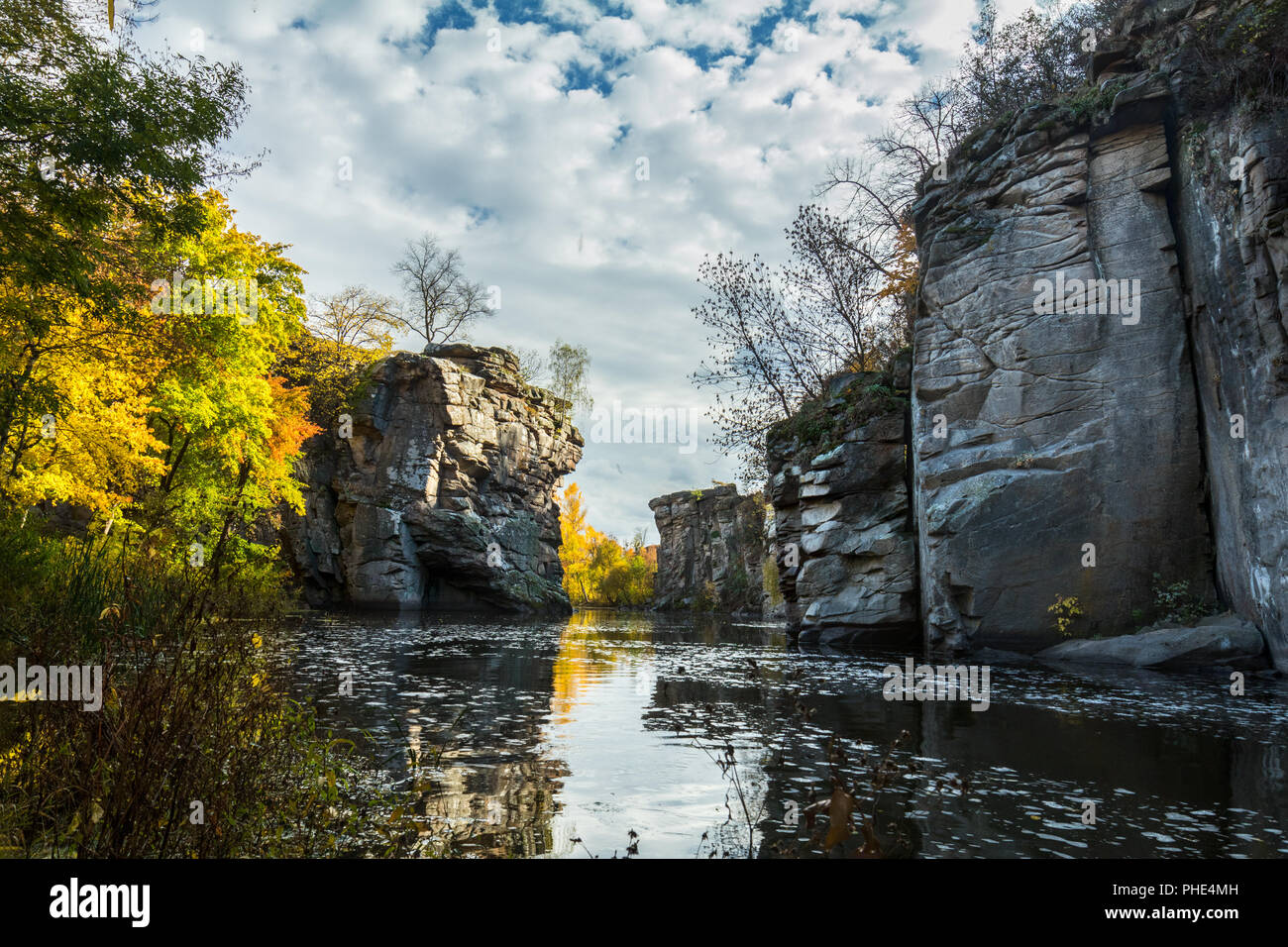 Magnificent river canyon in the fall Stock Photo - Alamy