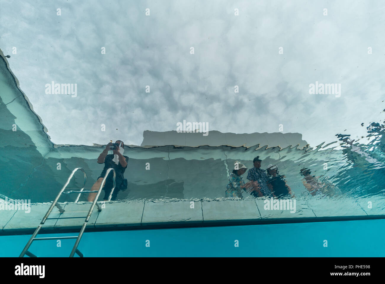 Pool Underwater Optical Illusion This Epic Optical Illusion Is Making