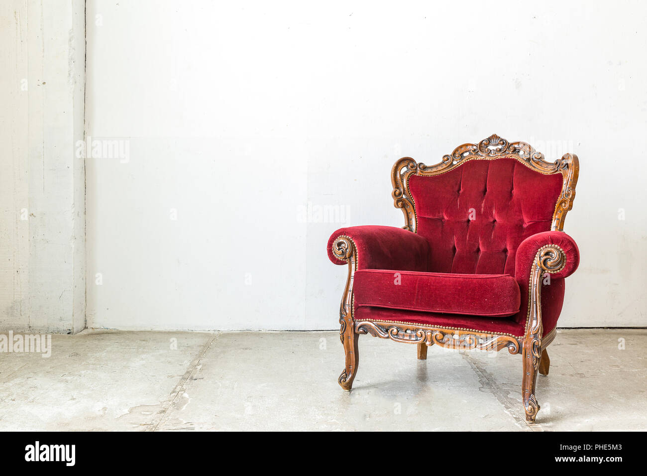 Red desk chair hi-res stock photography and images - Alamy