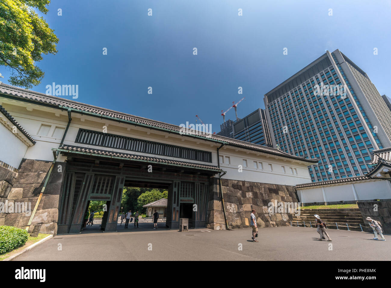 Nishinomaru gate hi-res stock photography and images - Alamy