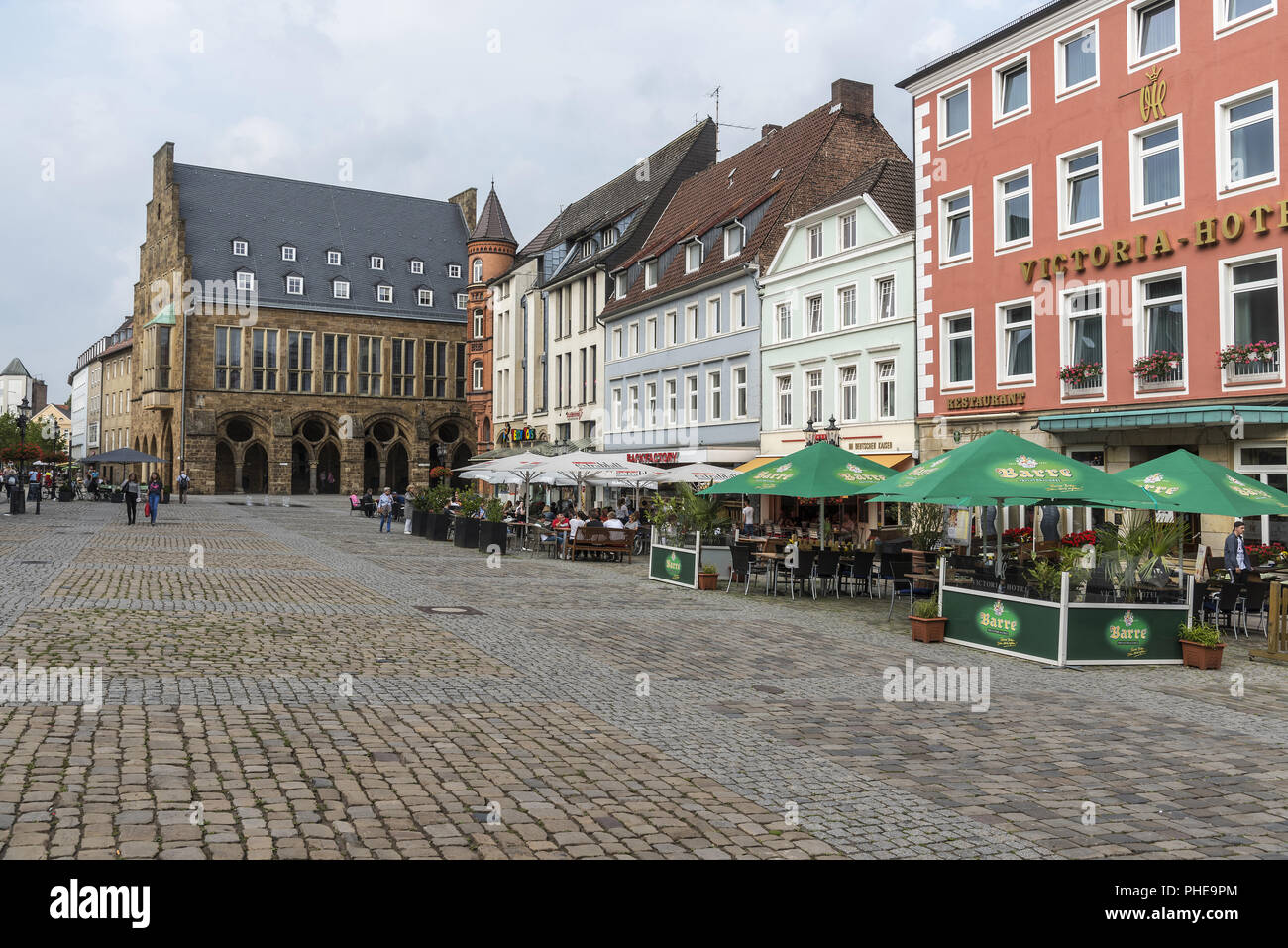 Market square view hi-res stock photography and images - Alamy