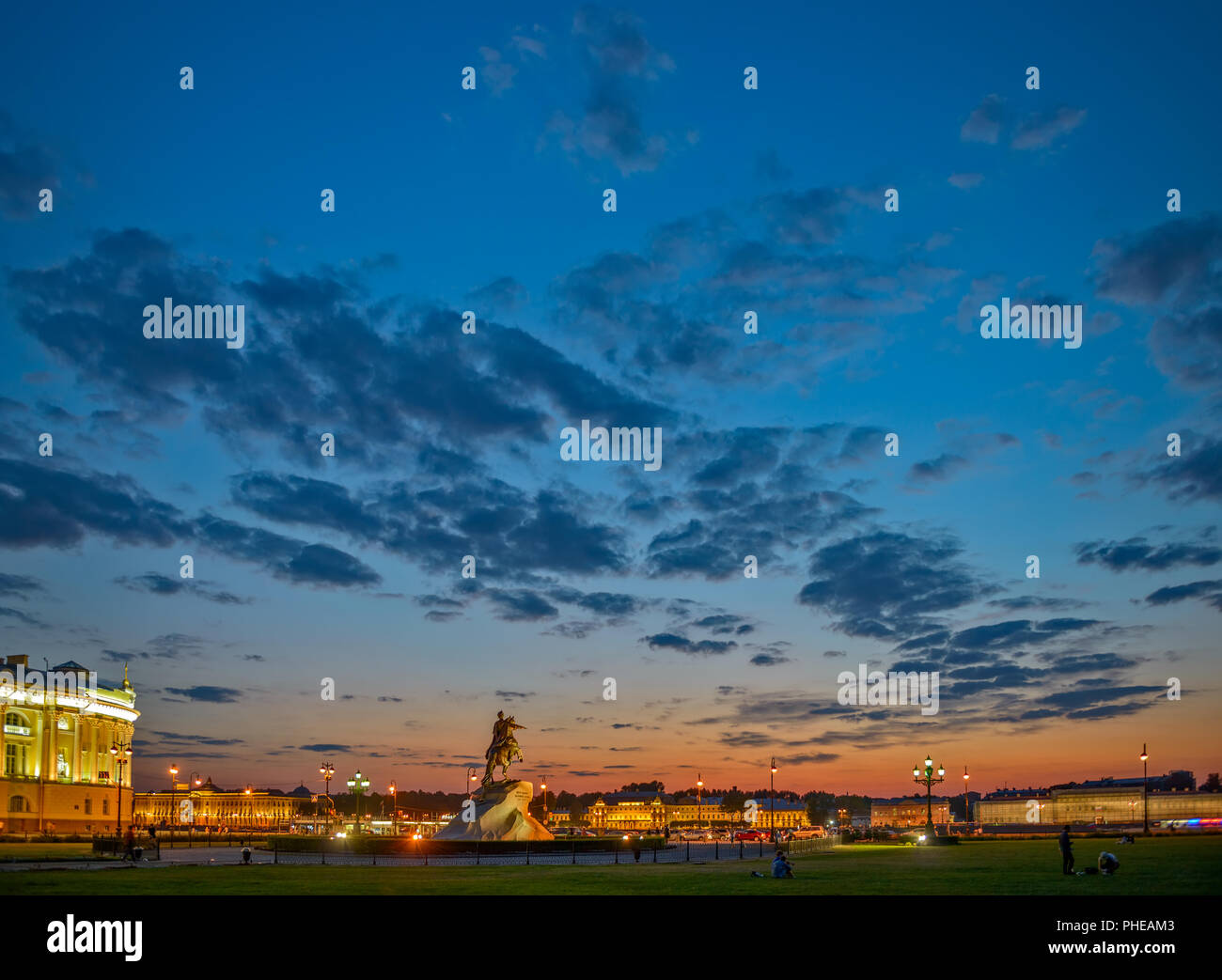 Sunset square hi-res stock photography and images - Alamy