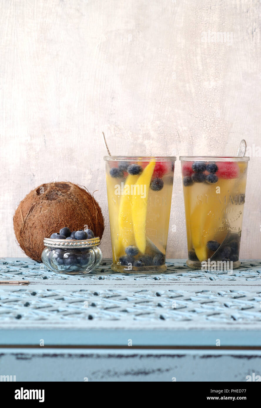 Fruit infused water mango hi-res stock photography and images - Alamy