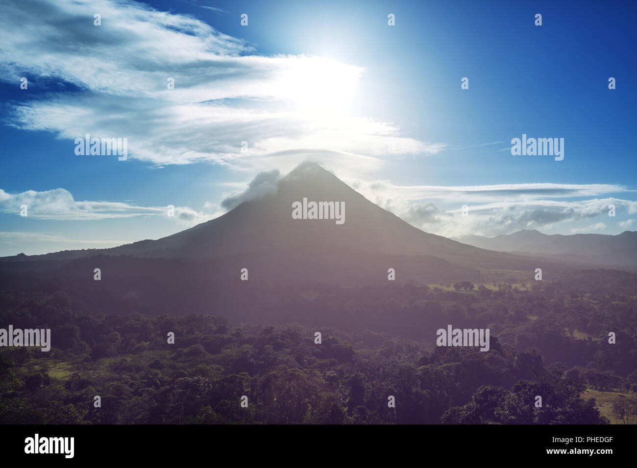 Hike arenal volcano national park hi-res stock photography and images ...