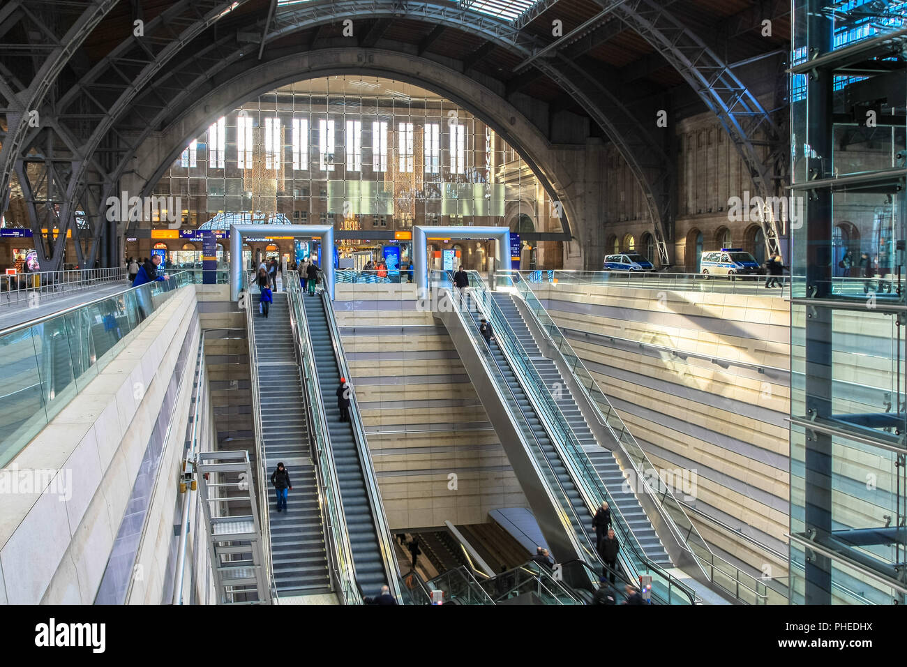 Leipzig central station - access to the underground station Stock Photo ...