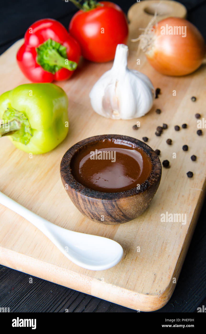 Ingredients ready for italian pasta sauce Stock Photo - Alamy
