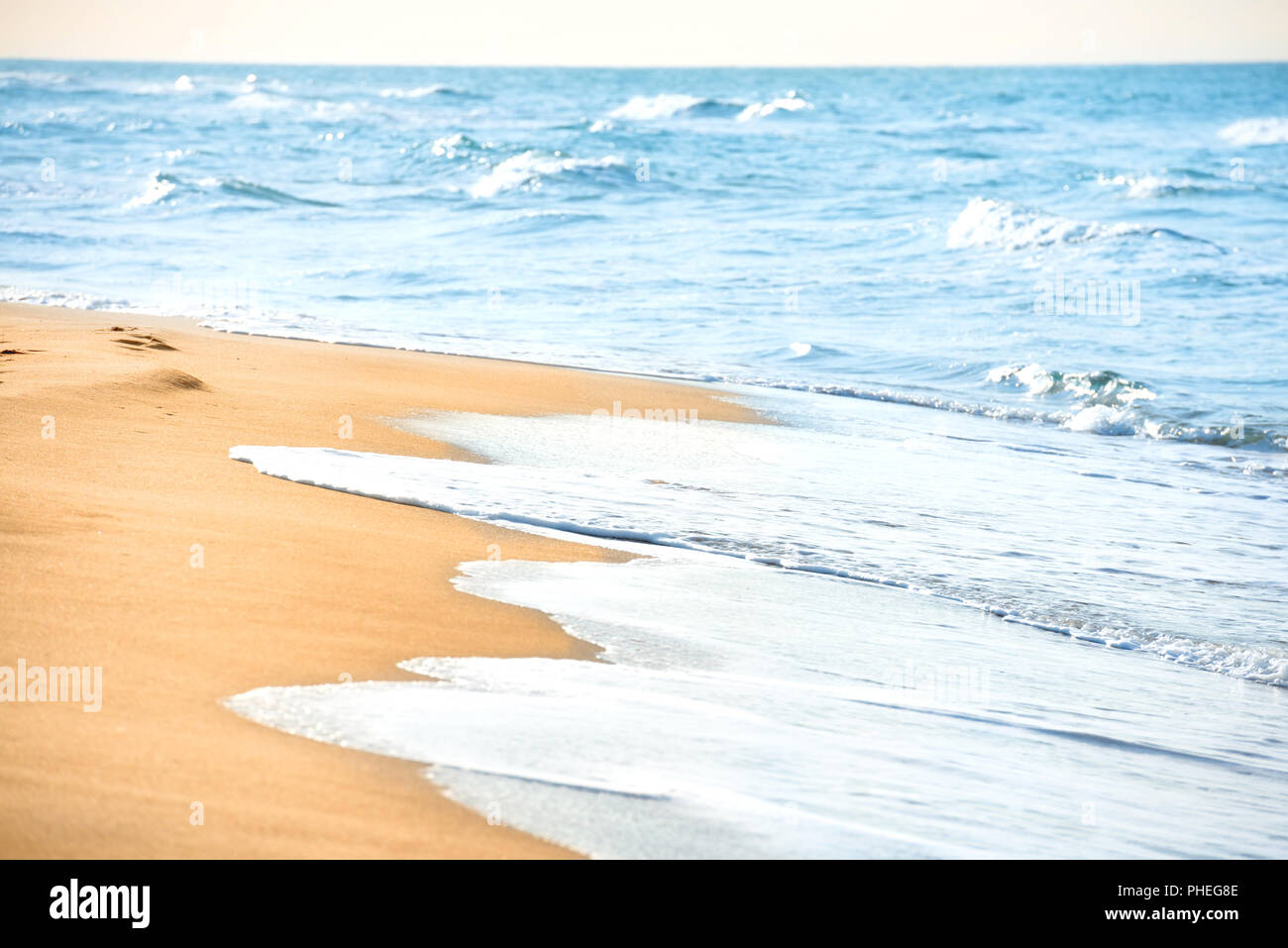 Long sand beach hi-res stock photography and images - Alamy