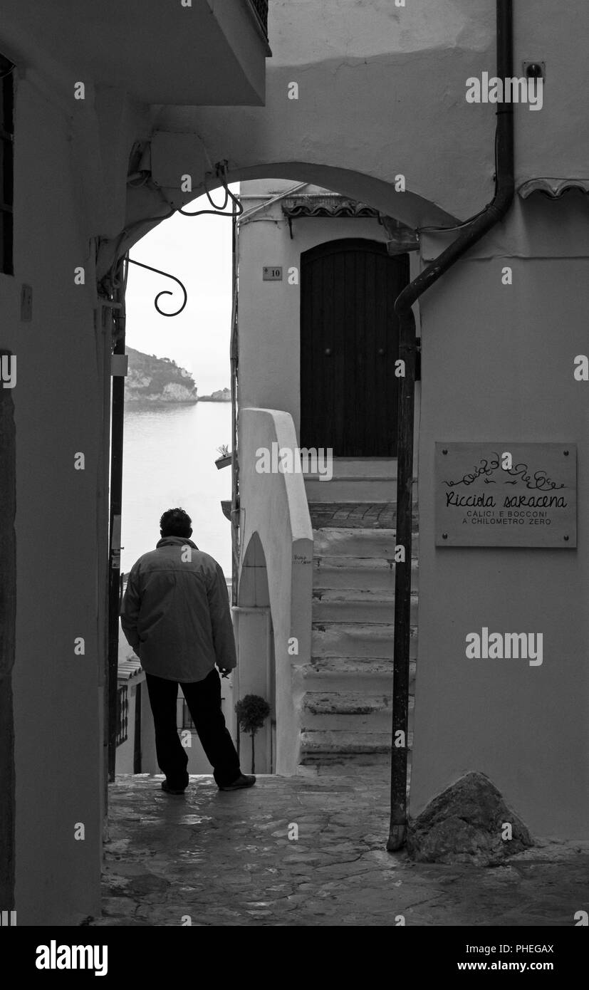 Arch sea view in Black and White Stock Photos & Images - Alamy