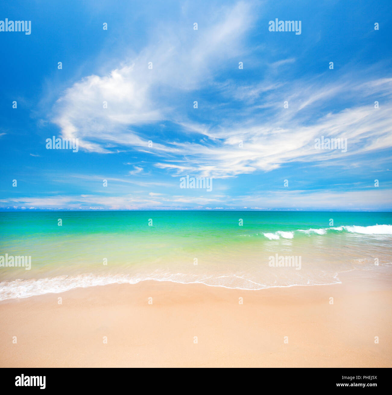 Hot weather tropical beach hi-res stock photography and images - Alamy