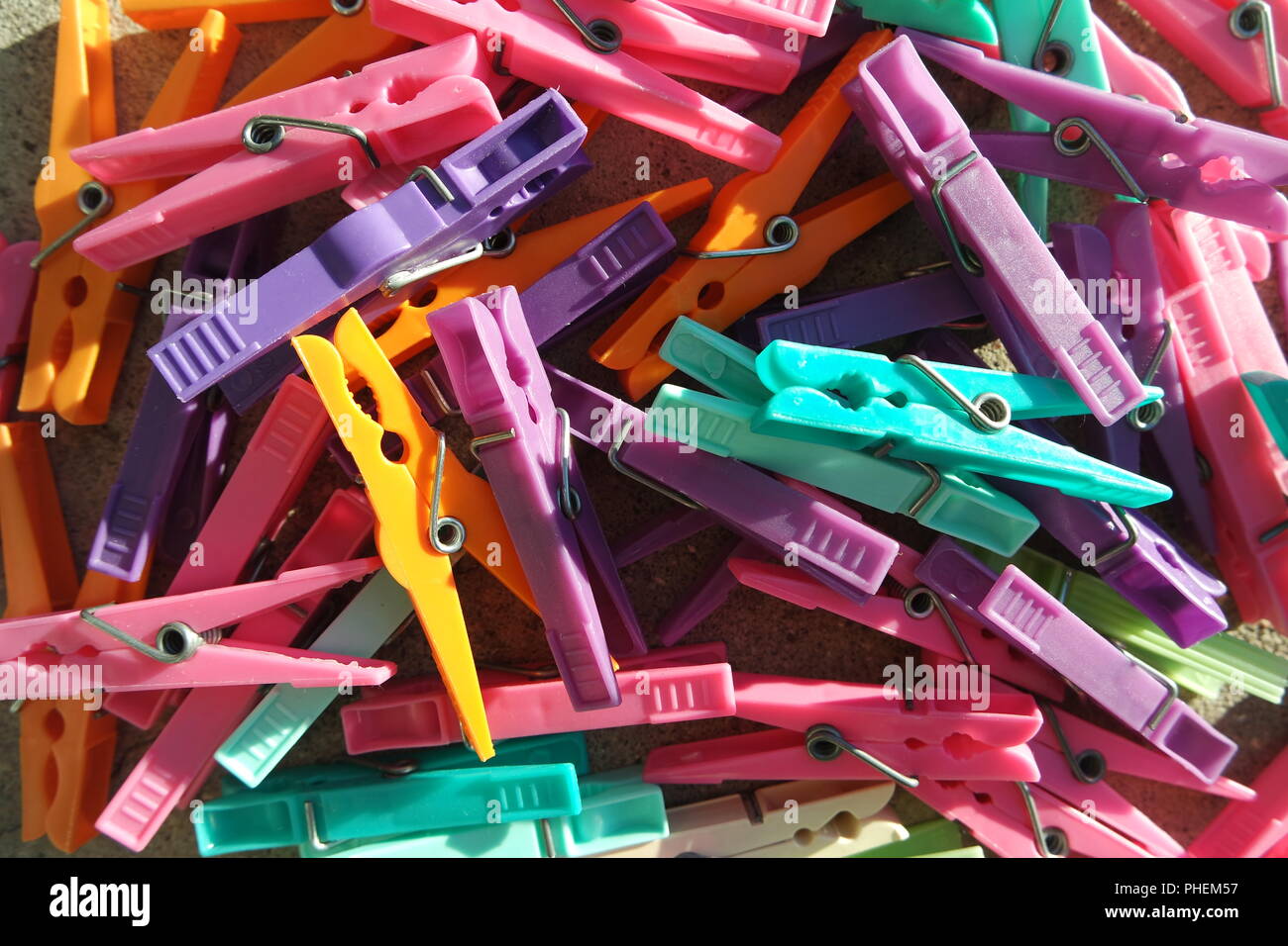 Colorful clothespins hi-res stock photography and images - Alamy