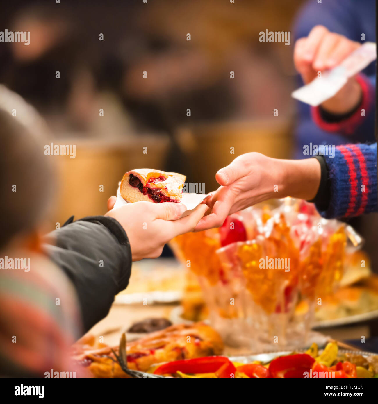 Man eating pie hi-res stock photography and images - Alamy