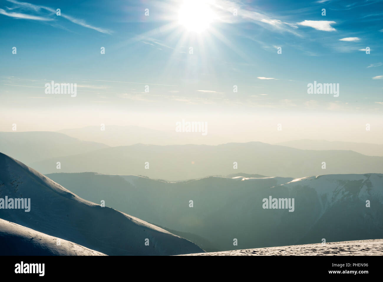 Rays sunshine over mountains hi-res stock photography and images - Alamy