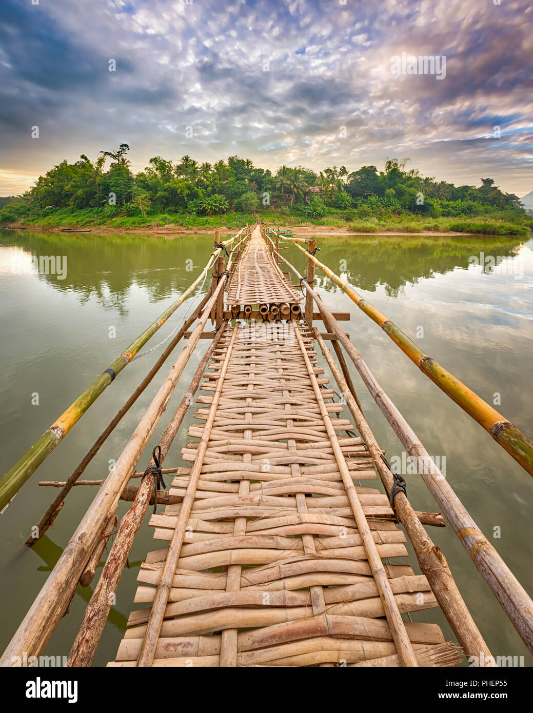 Beautiful bridge view hi-res stock photography and images - Alamy