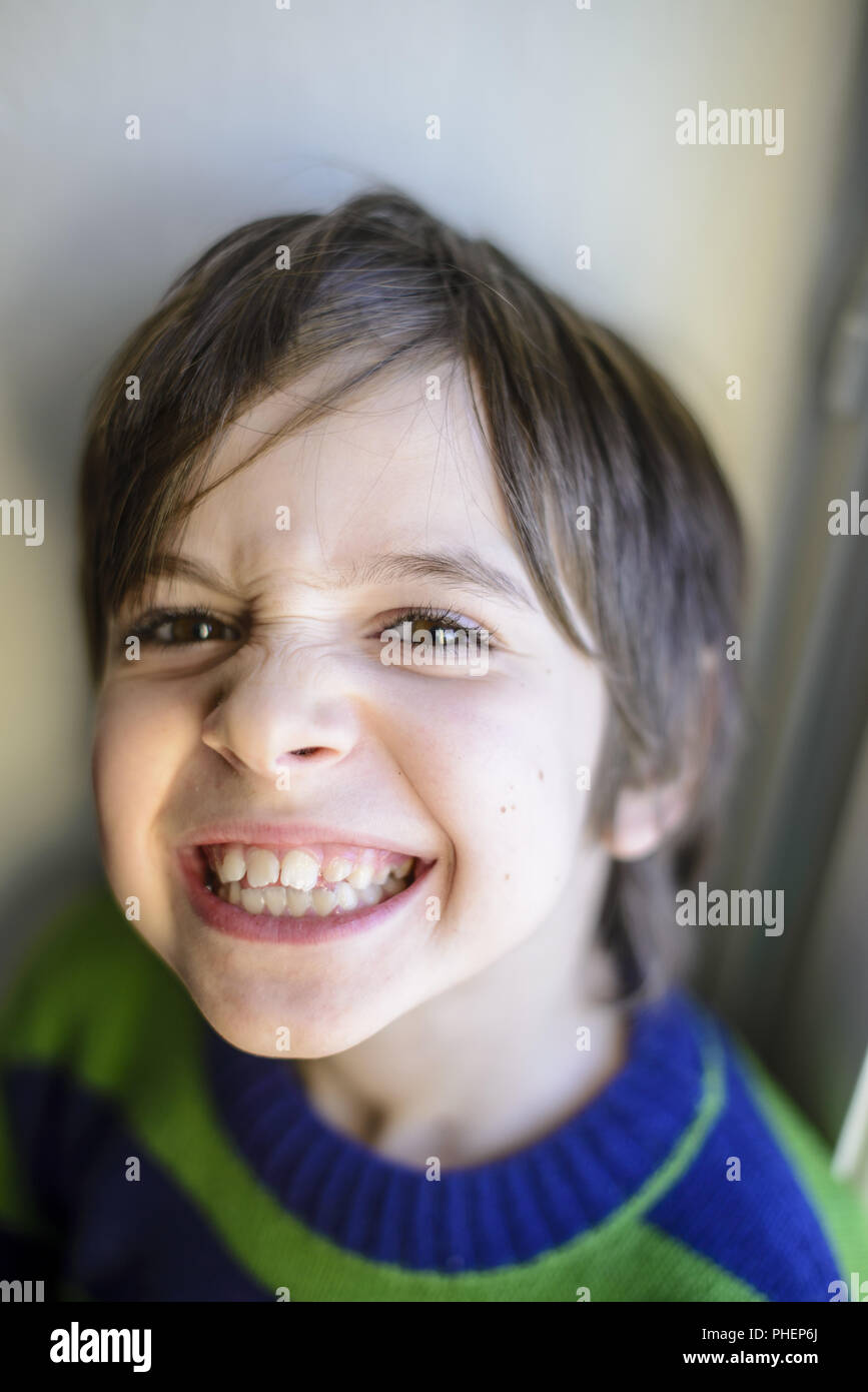 Grimaces hi-res stock photography and images - Alamy