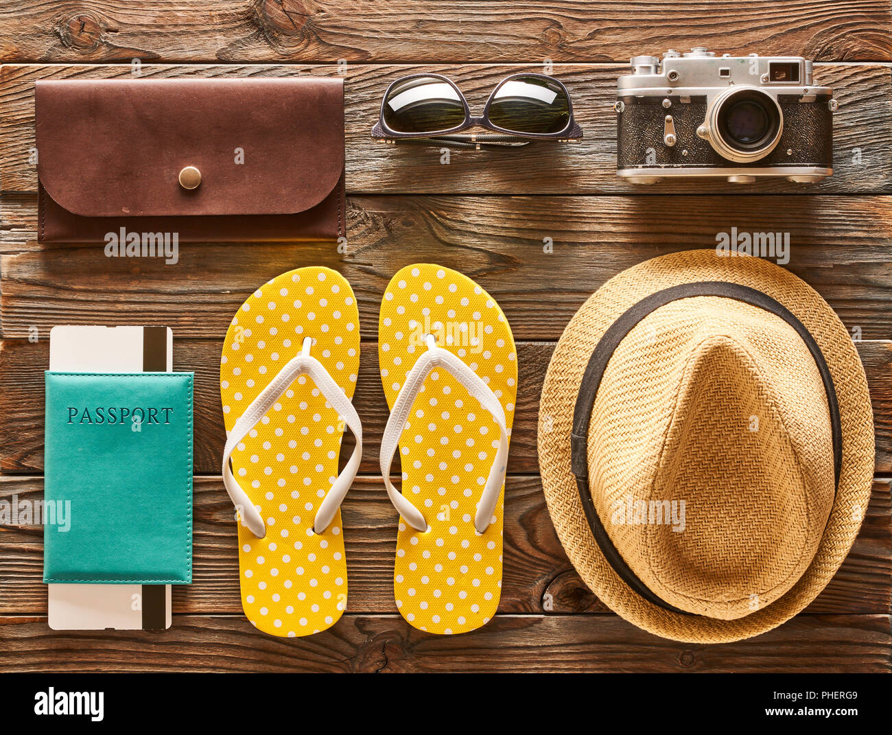 Travel and beach flat lay Stock Photo - Alamy