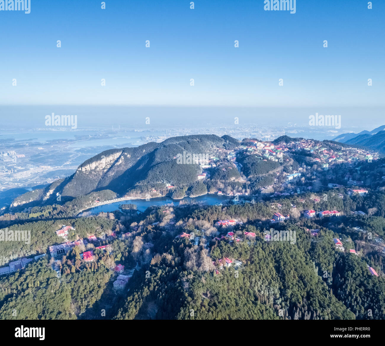 Lushan china mountain hi-res stock photography and images - Alamy