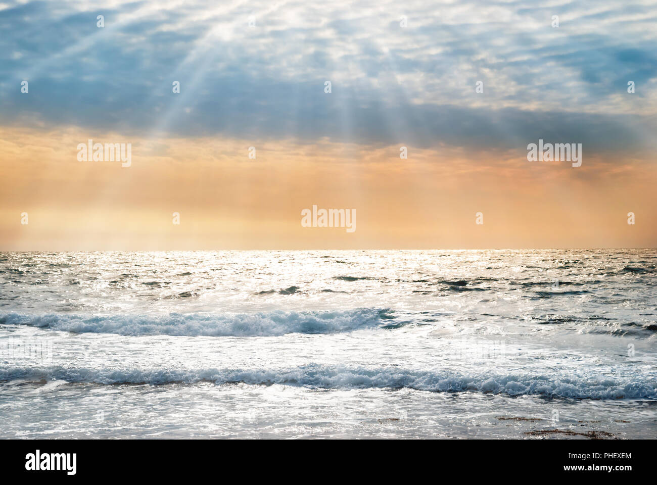 Sunshine on waves hi-res stock photography and images - Alamy