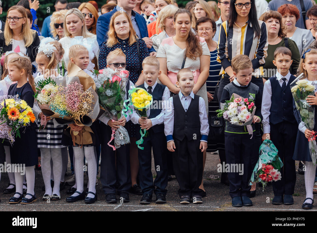 Kids in line in school yard hi-res stock photography and images - Alamy