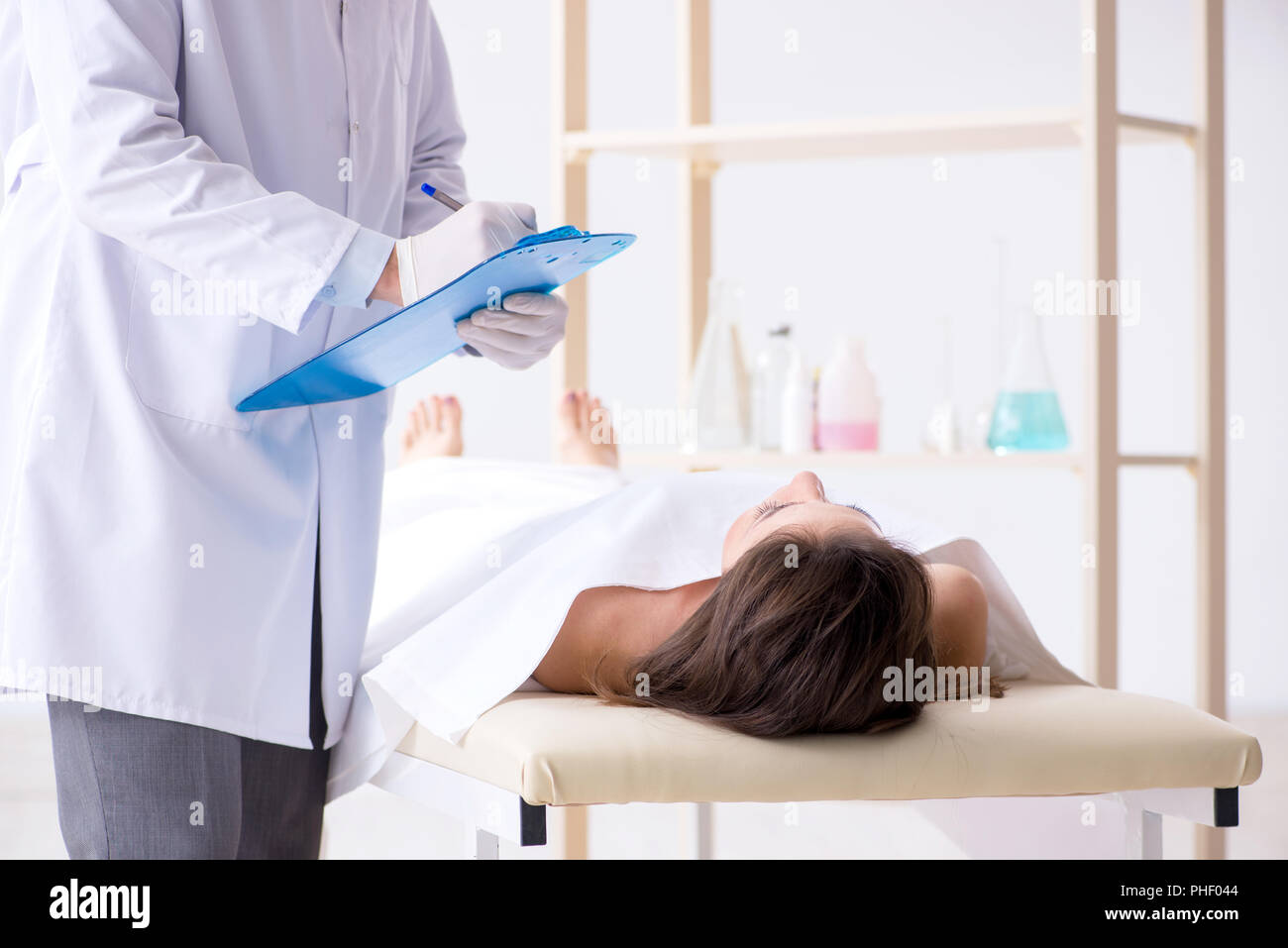 Autopsy report hi-res stock photography and images - Alamy
