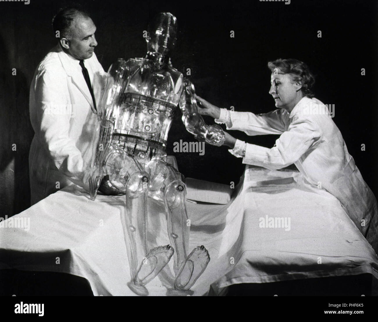 Dummy patient model hi-res stock photography and images - Alamy