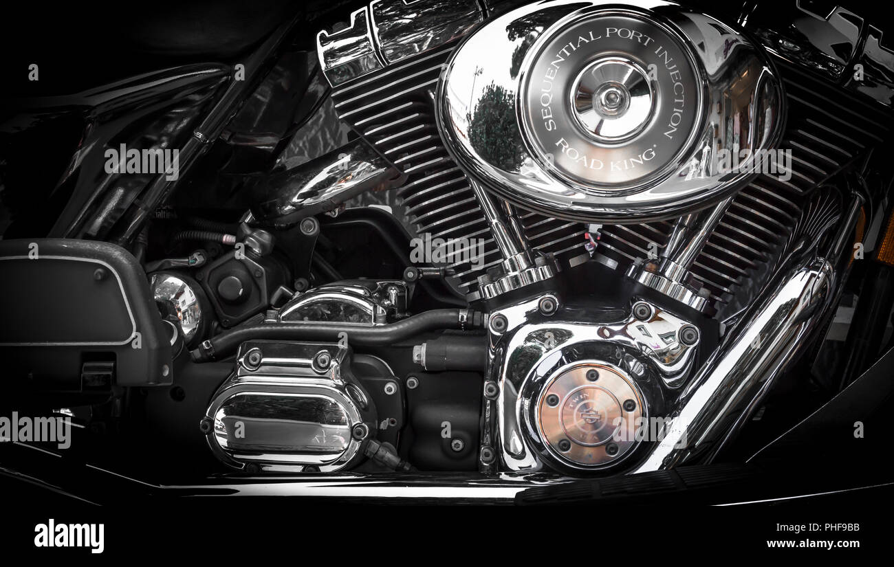 Silver motorbikes hi-res stock photography and images - Alamy