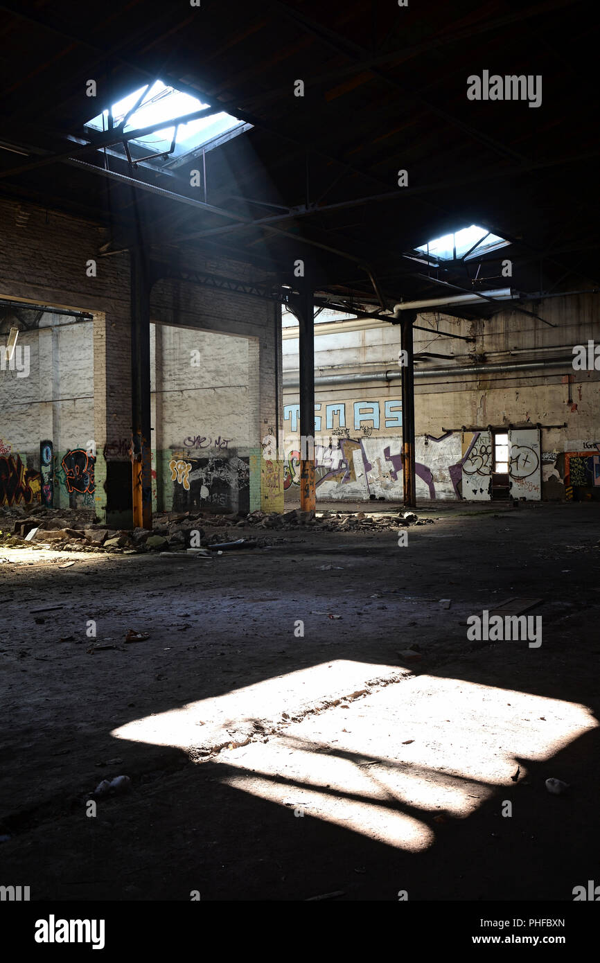Factory premise hi-res stock photography and images - Alamy