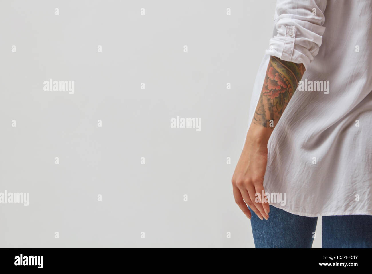 Woman in jeans from behind hi-res stock photography and images - Alamy