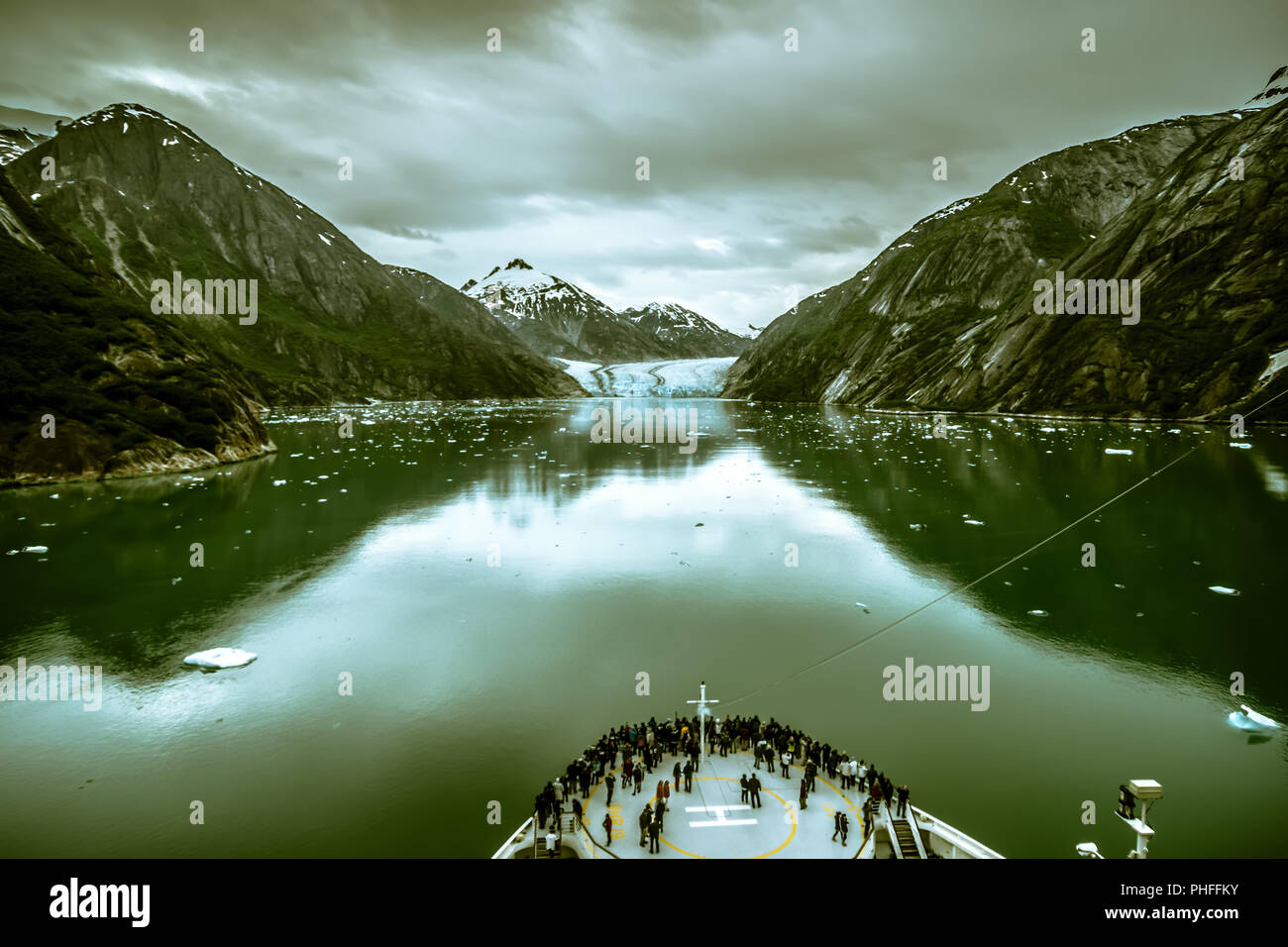 glacier and mountains landscapes in wild and beautiful alaska Stock ...