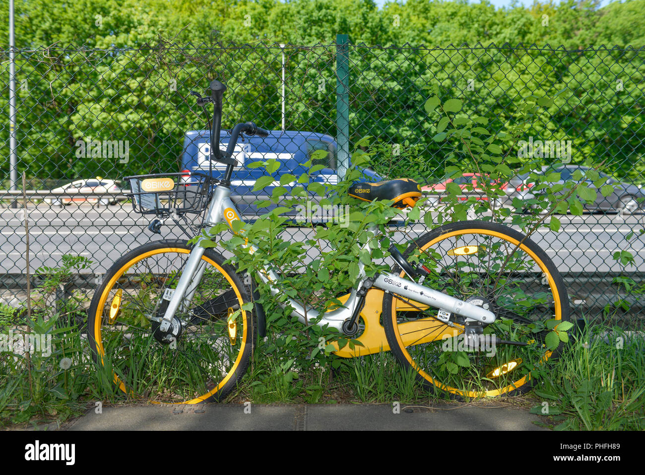Fahrrad Obike, Charlottenburg, Berlin, Deutschland Stock Photo - Alamy