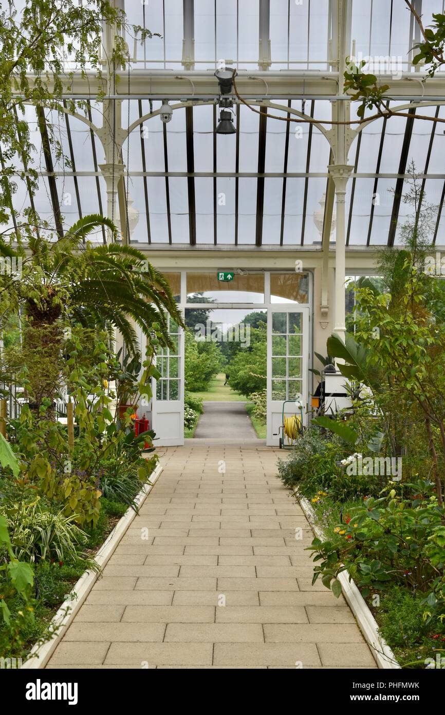 A view of Kew Royal Botanical Gardens, London, United Kingdom Stock ...