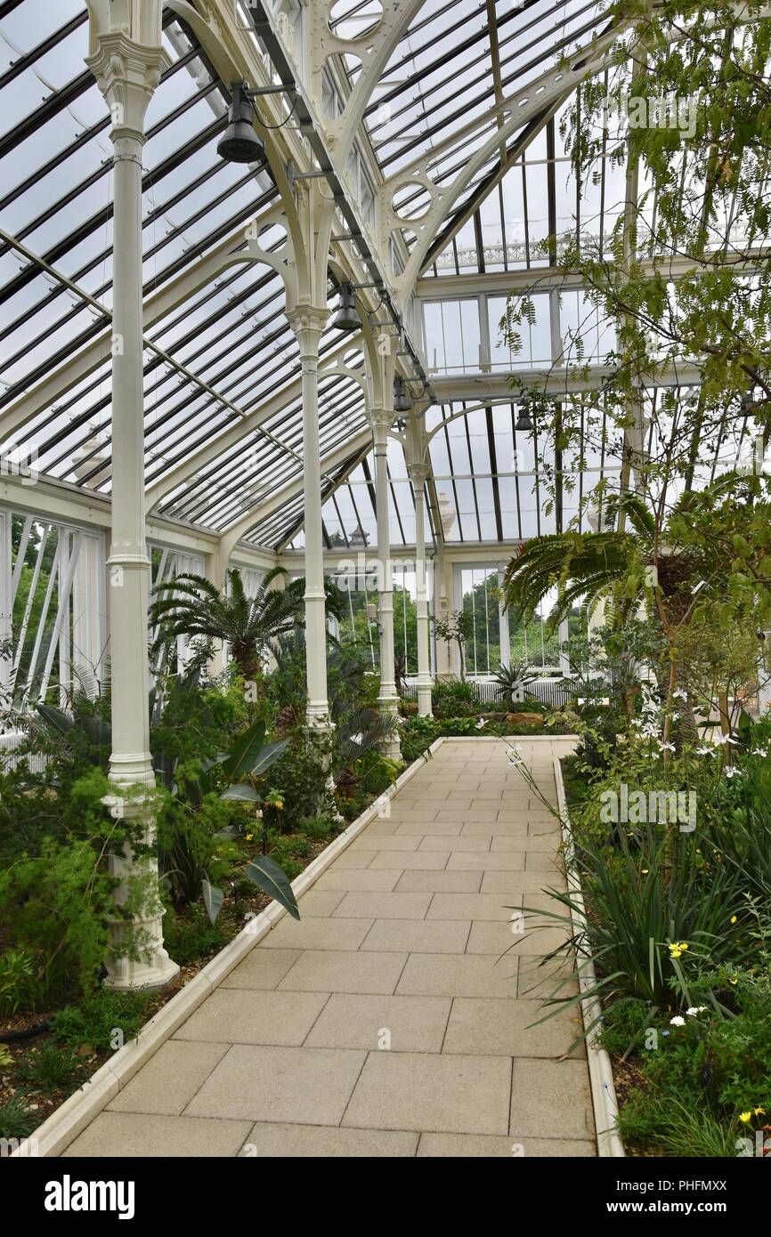 A view of Kew Royal Botanical Gardens, London, United Kingdom Stock ...