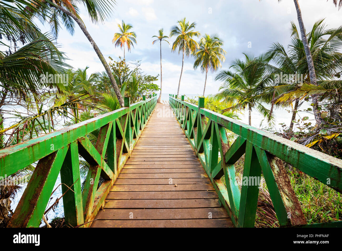 Boardwalk on the beach Stock Photo - Alamy