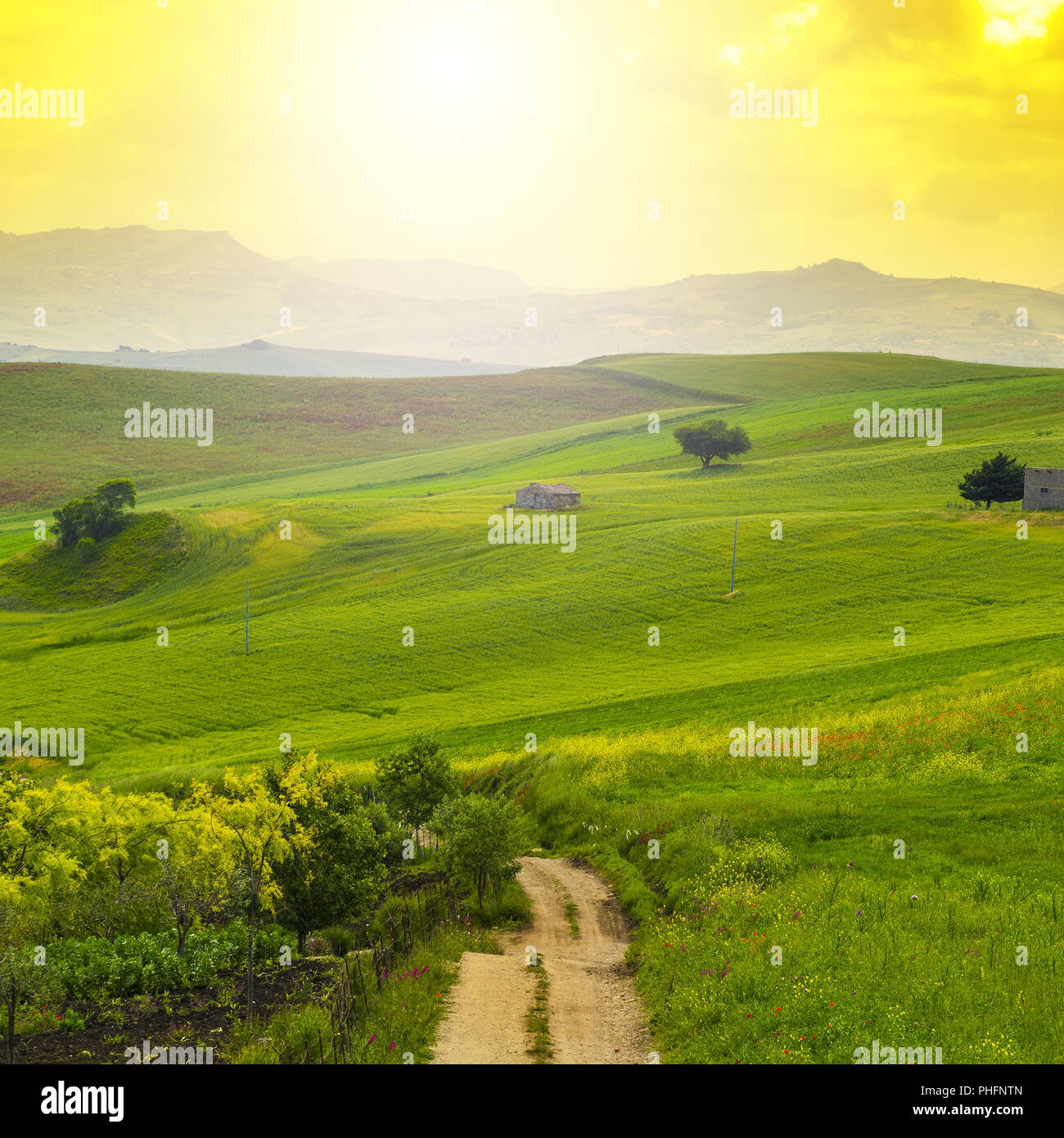 Sicilian land hi-res stock photography and images - Alamy
