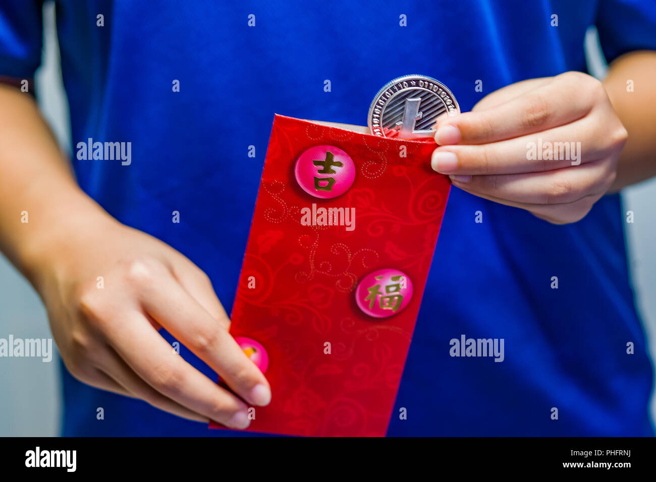 Opening packet hi-res stock photography and images - Alamy