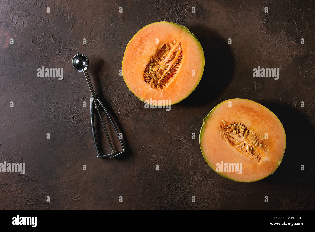 Half green melon brown hi-res stock photography and images - Alamy